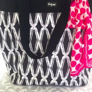 thirty-one - Poshmark